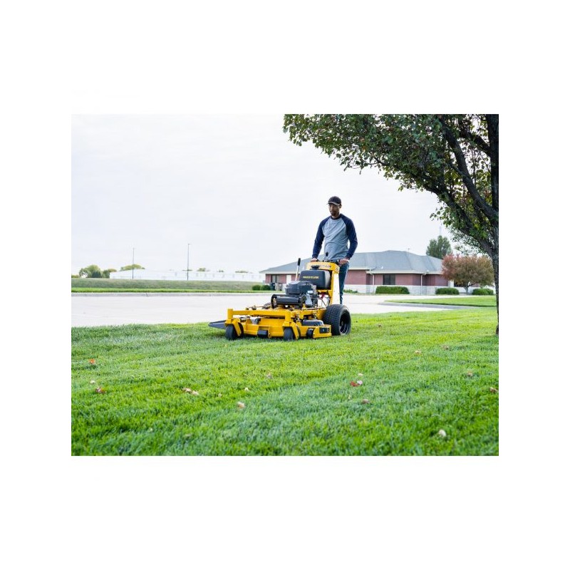 Tondeuse thermique autotractée zero turn Hustler Trimstar 14.5/36